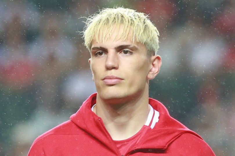 Man Utd's Alejandro Garnacho drops hint over next club after Chelsea ...