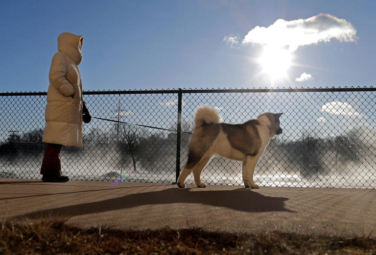 Farmers' Almanac winter forecast for 2025-2026: A long season of cold ...