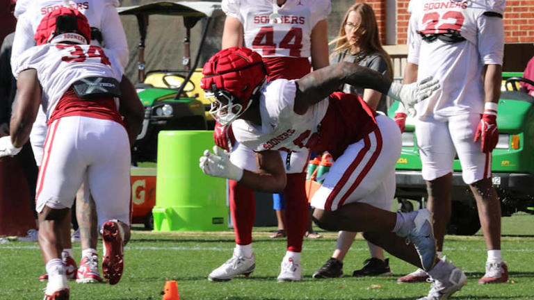 Why Oklahoma DE Coach Miguel Chavis Believes Danny Okoye Can Become ...
