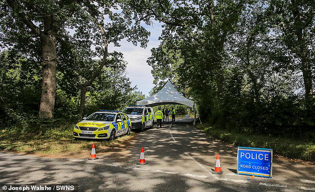 Cotswolds in lockdown as JD Vance's holiday begins
