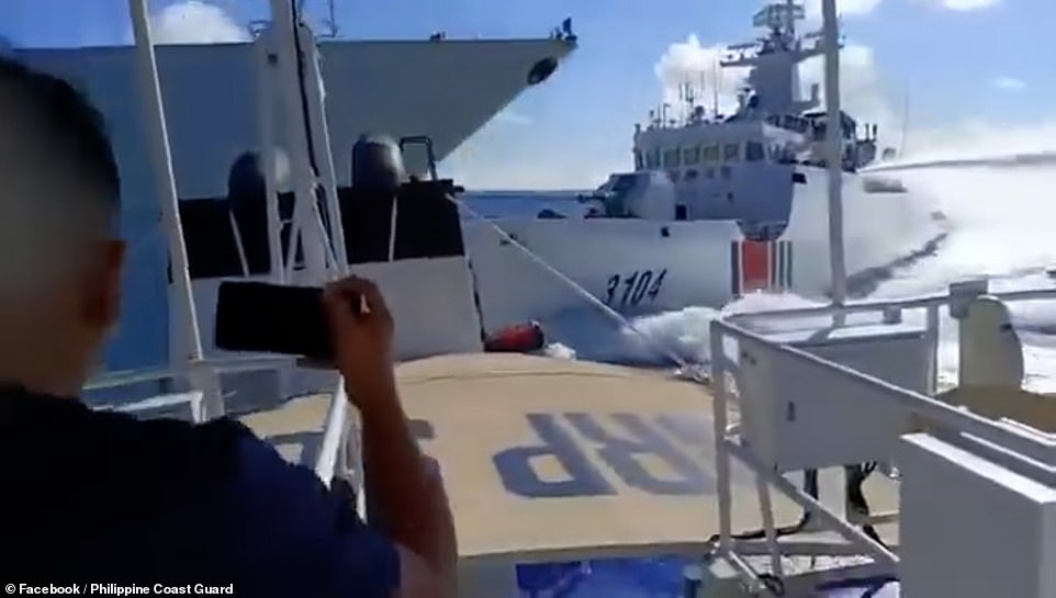Chinese Navy Ships Collide Whilst Chasing A Philippine Patrol Boat