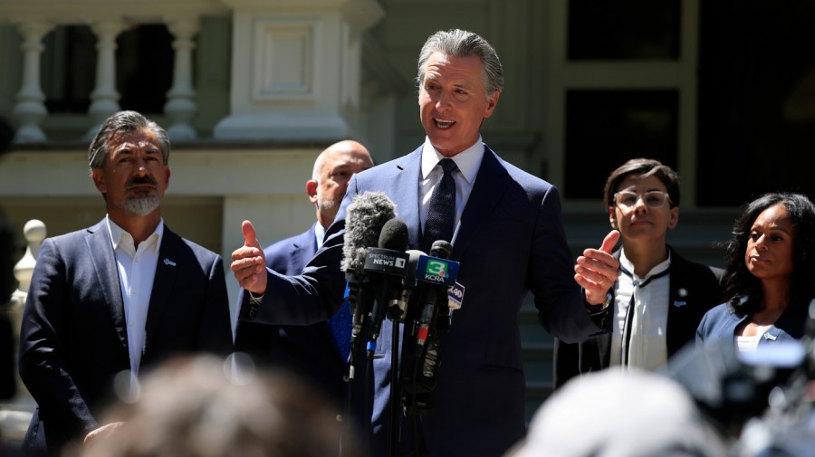 Newsom sends letter to Trump urging him to halt redistricting push