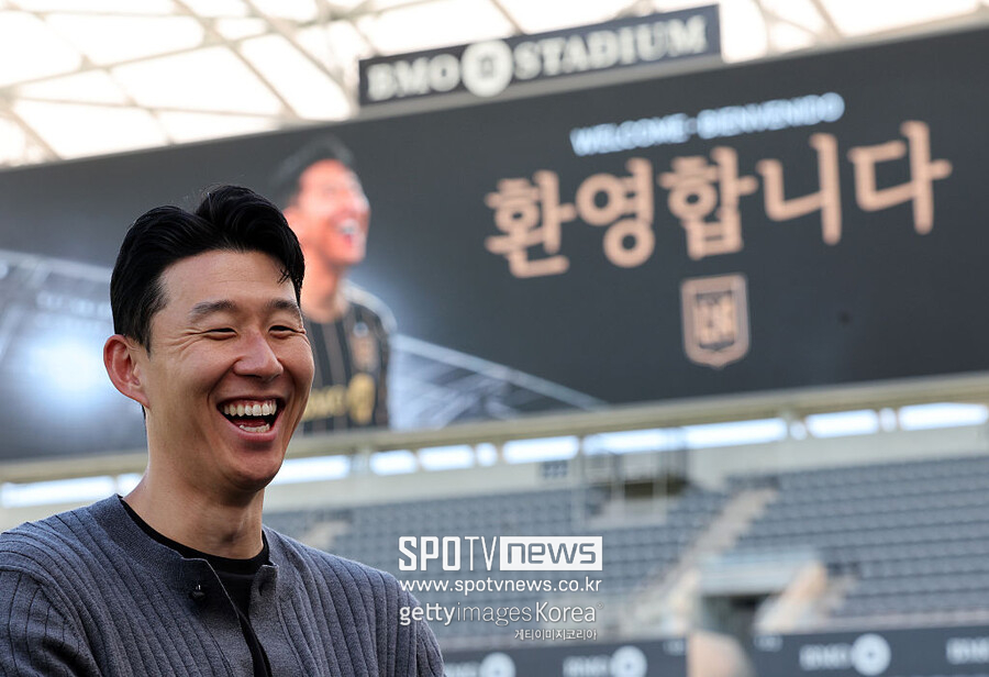英 SON 데뷔전 봤다! EPL도 못 막던 '폭풍 스피드' 칭찬…"손흥민, MLS 속도로 무너뜨릴 수 있어"