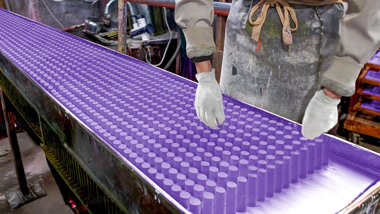 The process behind the mass production of Japan's unique classroom chalk