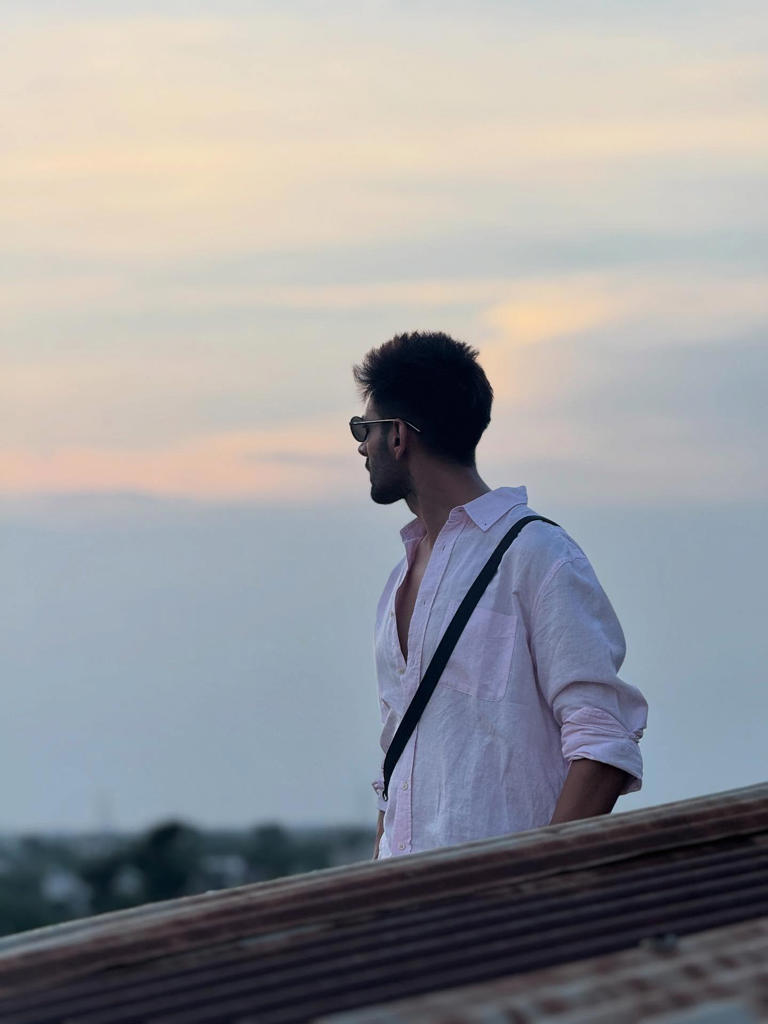 Kartik Aaryan Turns Pilot For Captain India Under Shimit Amin; Hansal ...