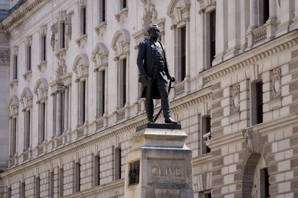 Labour peer calls for Clive of India statue to be torn down