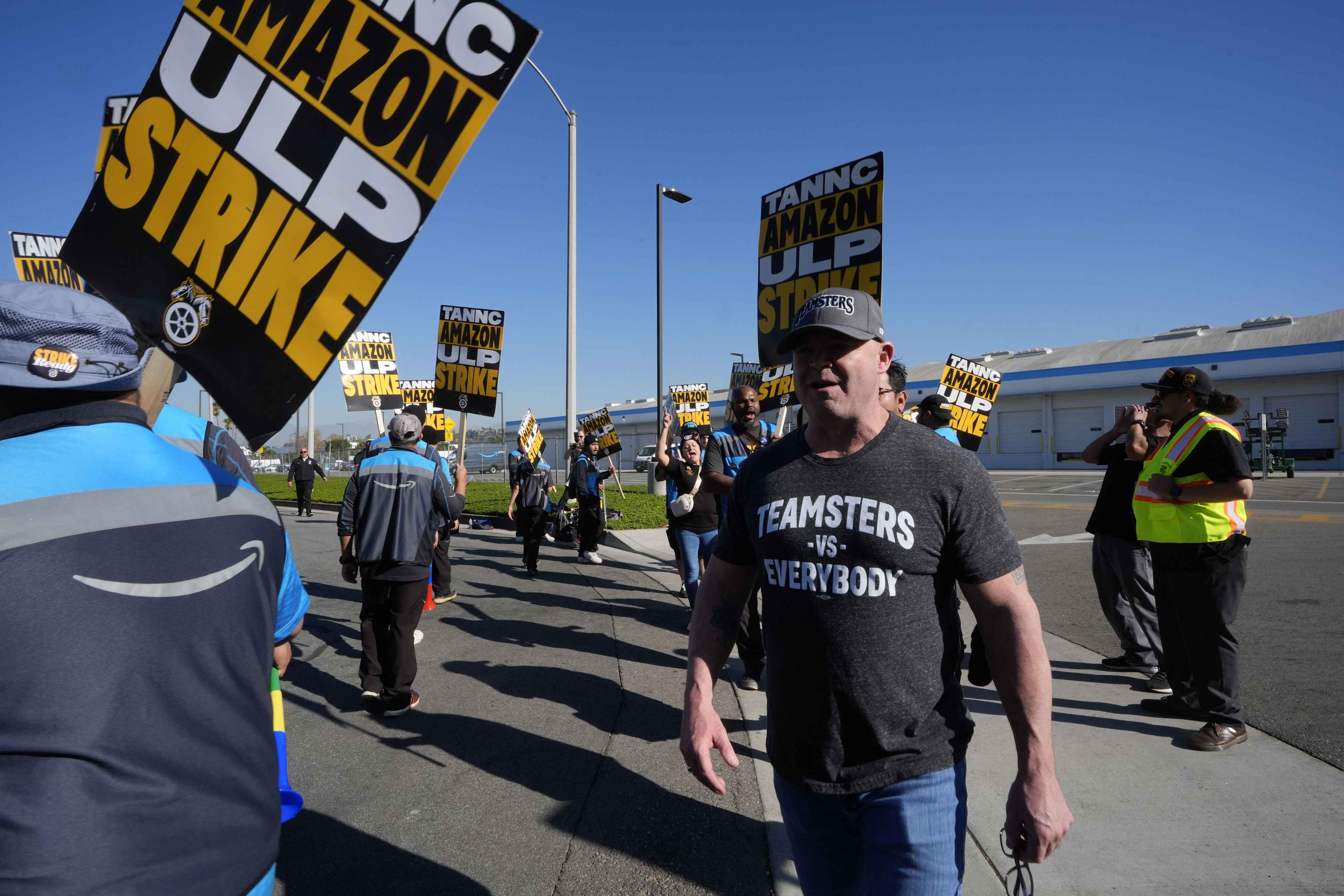 Teamsters pour money into GOP, shifting away from Dems
