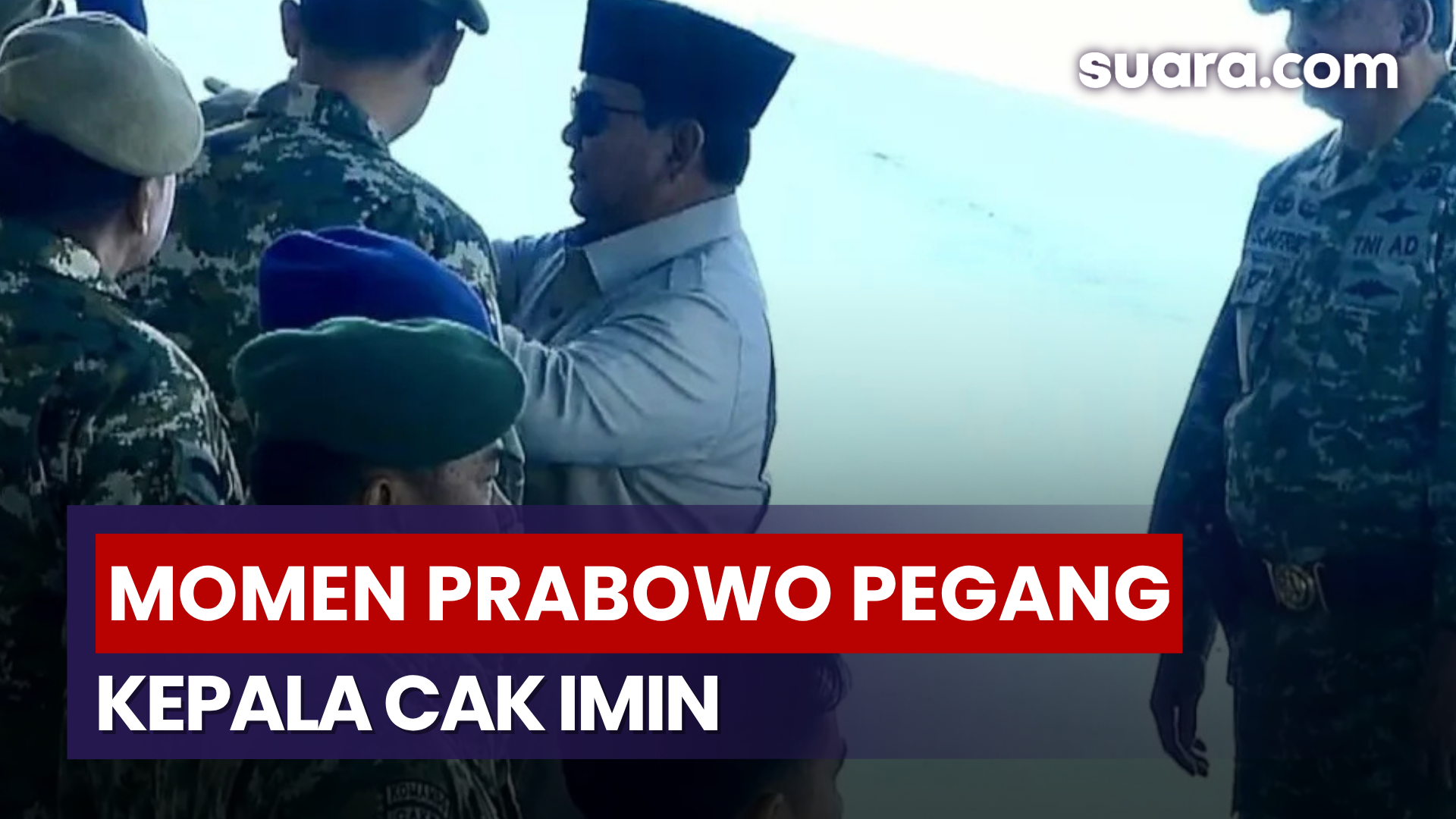 Momen Prabowo Pegang Kepala Cak Imin dan Rapikan Baret TNI Ketua DPD