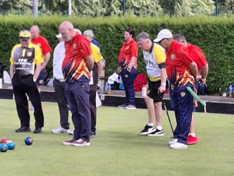 Lurgan Blue overcomes Dunbarton to head into second round of Veterans ...