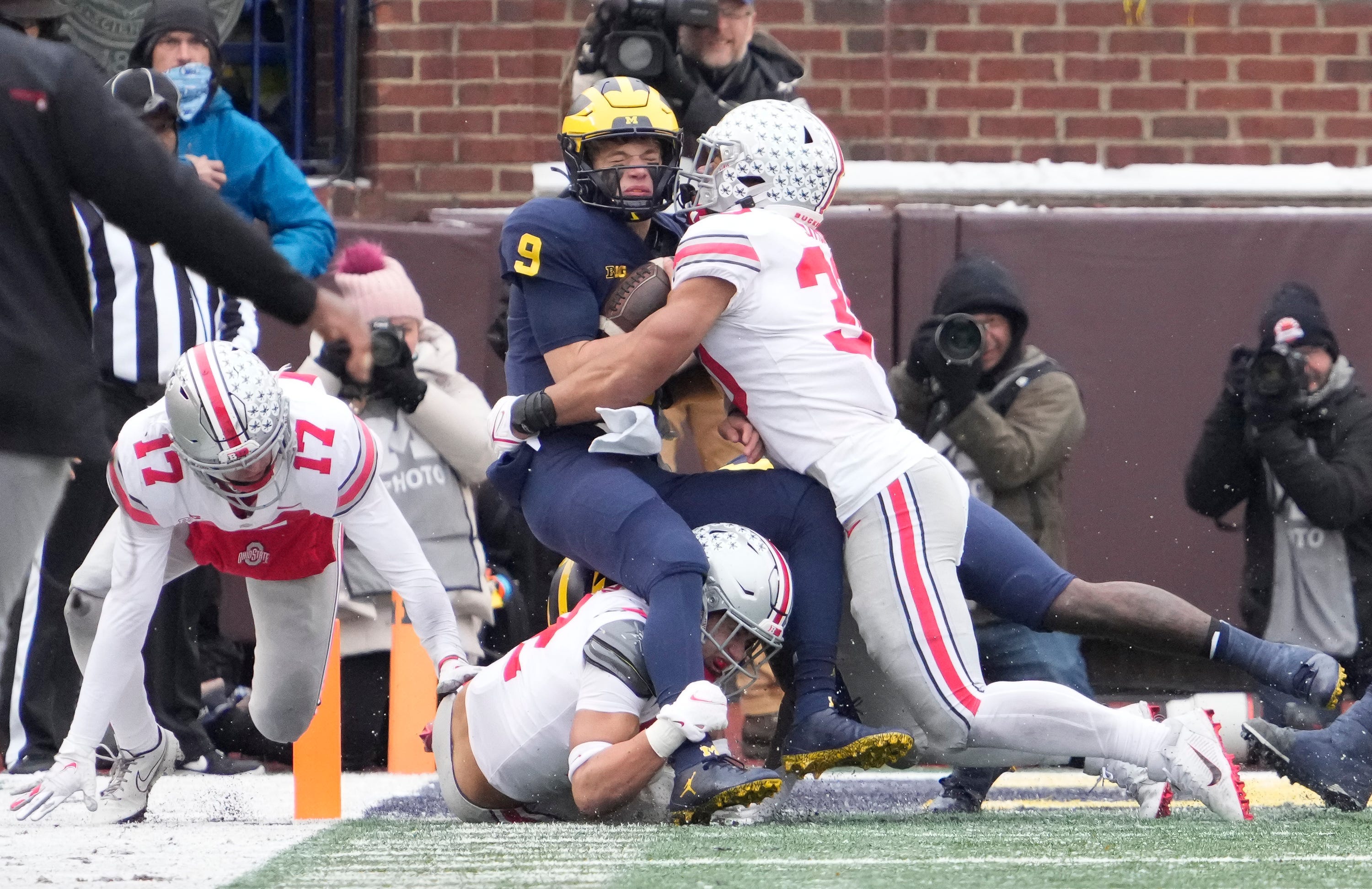 Former Michigan QB J.J. McCarthy says he didn't wear eye black vs. Ohio ...