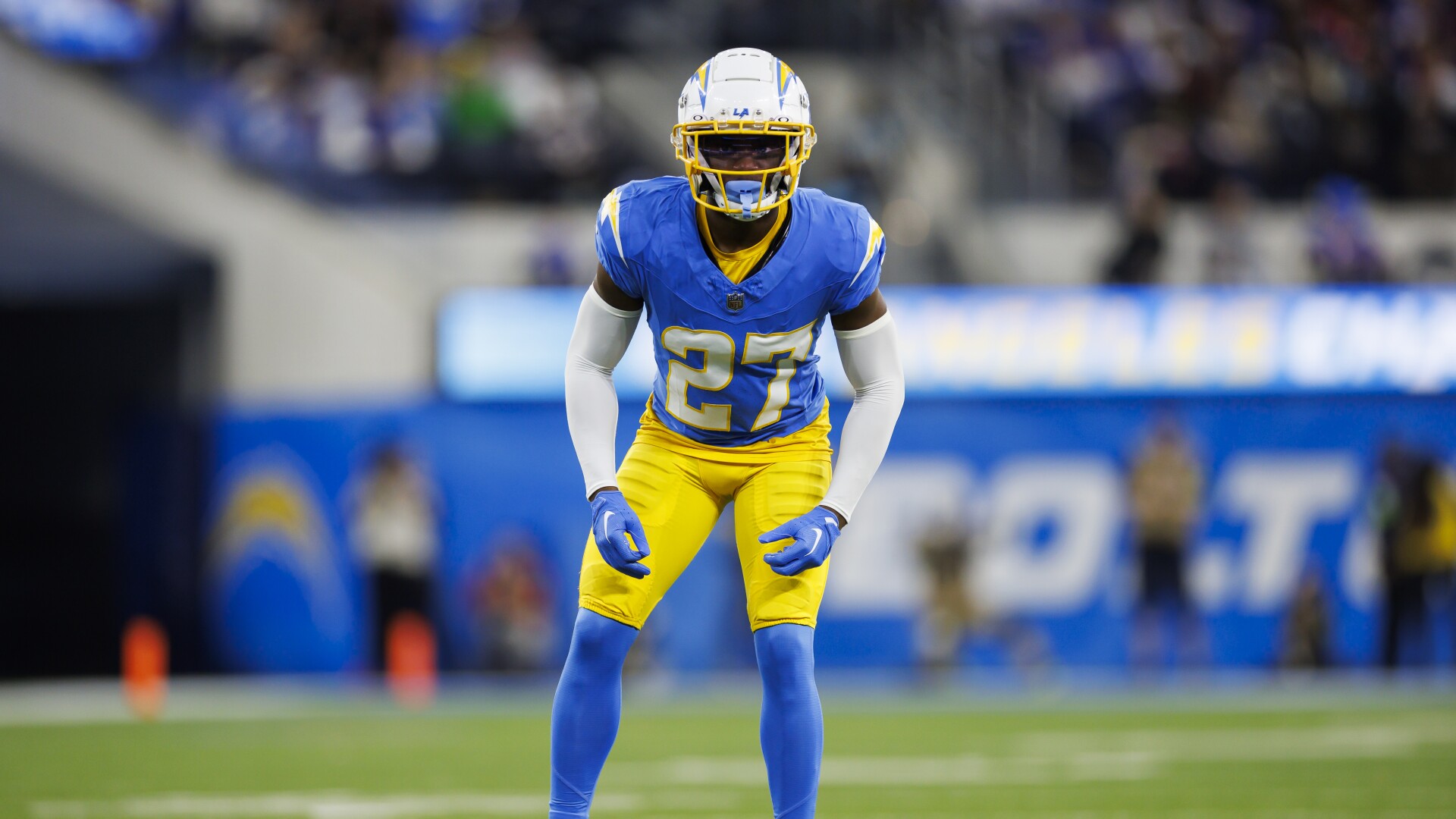 Commanders sign CB Essang Bassey, LB Duke Riley, CB Antonio Hamilton