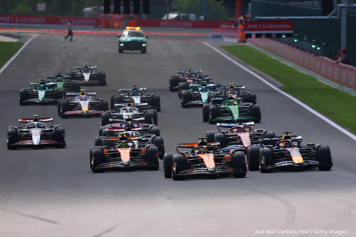 Tussenrapport F1 | 'Een soort rijderssaga gehad à la Red Bull Racing'