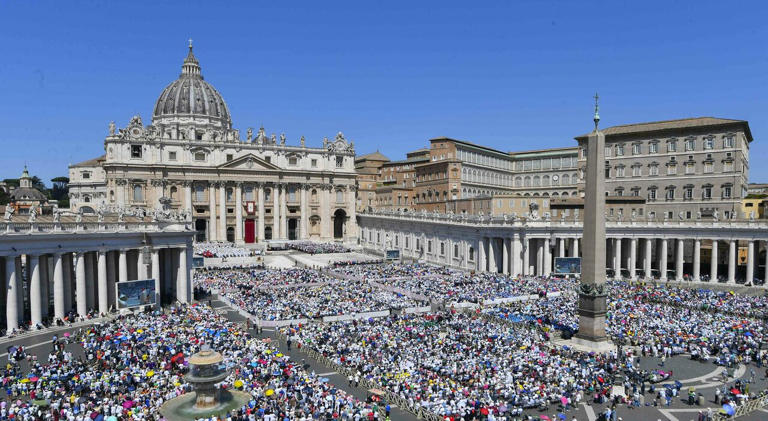Vaticano, 5 giorni di congedo ai neo-papà: le nuove norme di Leone ...