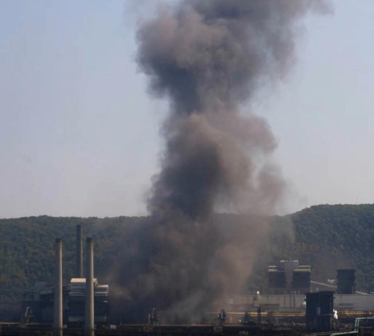 2 dead, 10 hurt from explosion at Pennsylvania steel plant: Officials