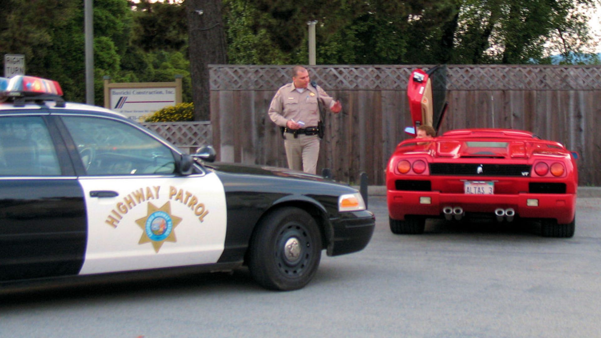 20 Driving Rules No One Follows (But Totally Should)
