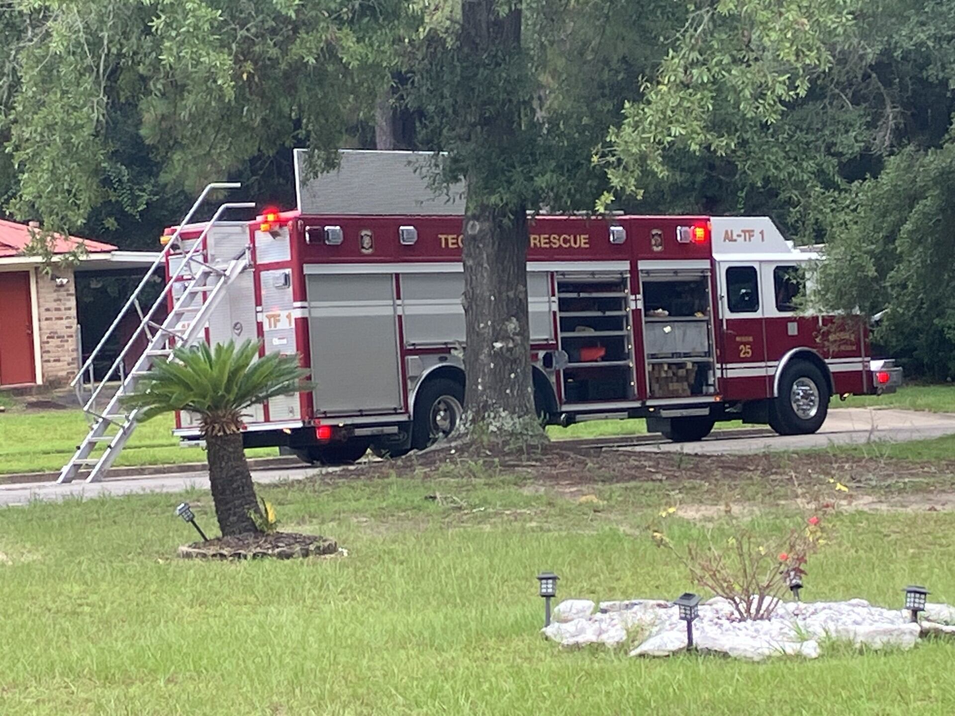 2 workers die after possible exposure to sewer gas, MAWSS says