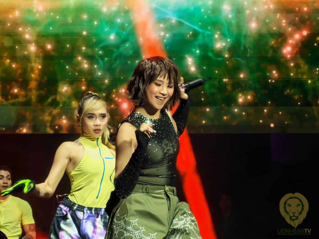 Sarah Geronimo and SB19 deliver first-ever live performance of ...