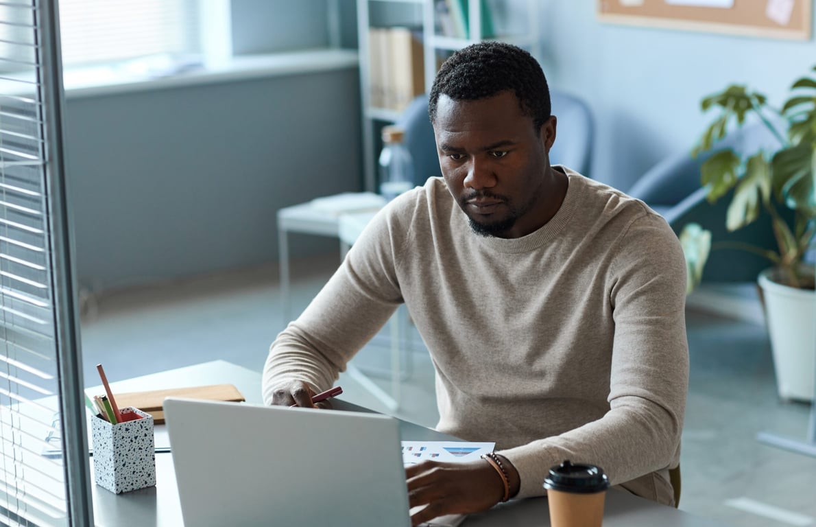 30 best side hustles you can do from home (and what they pay)