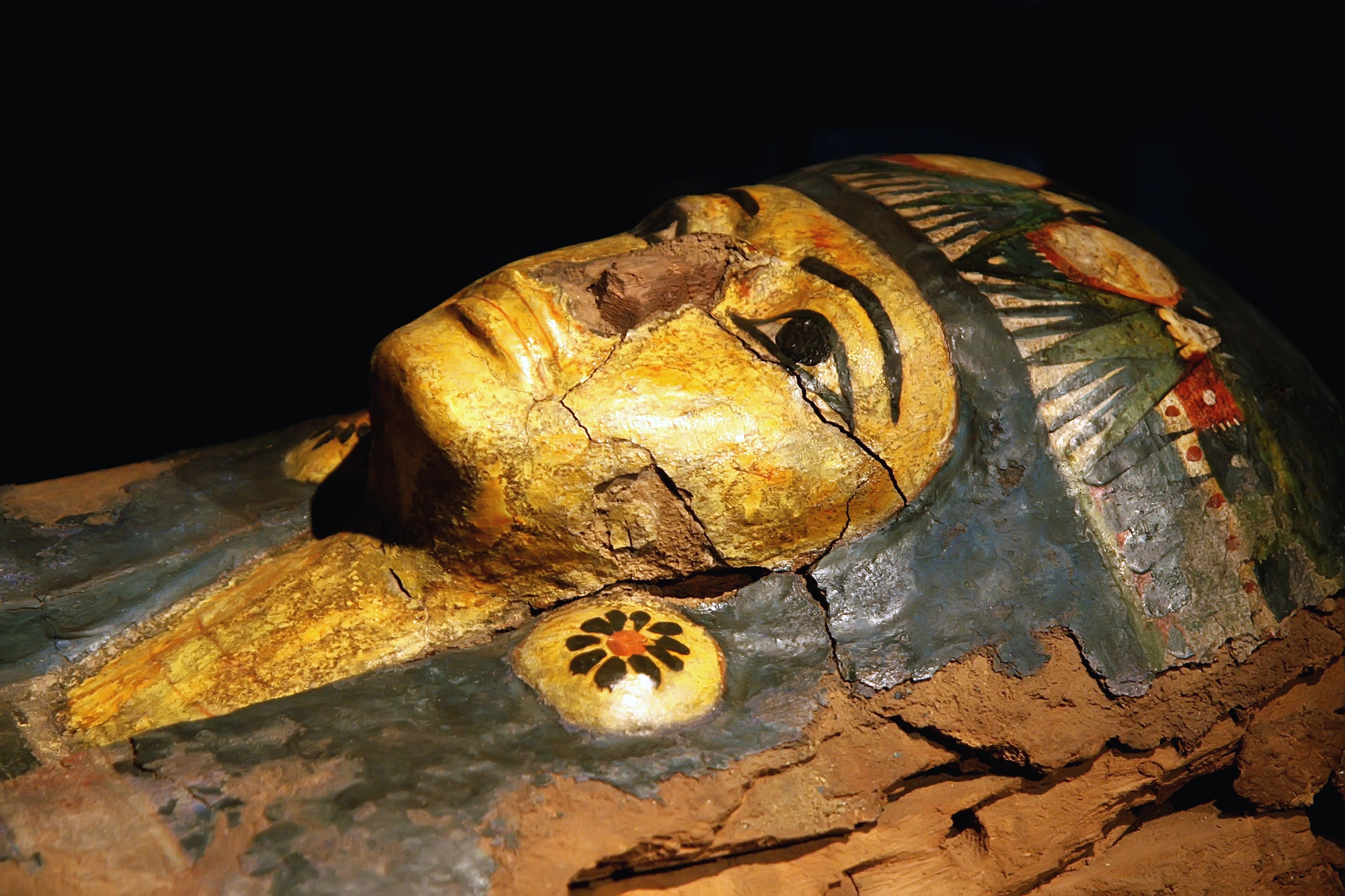 16 Creepy Things Found in Old Tombs