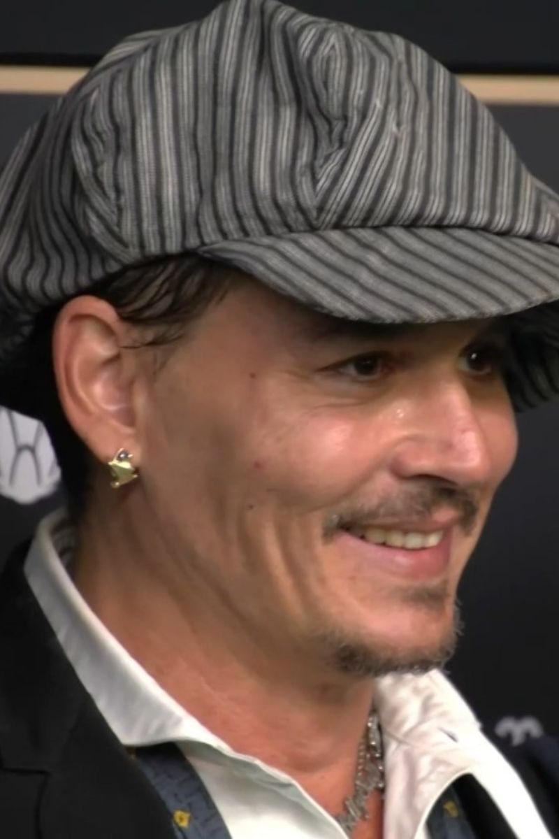Johnny Depp's Iconic Red Carpet Moments