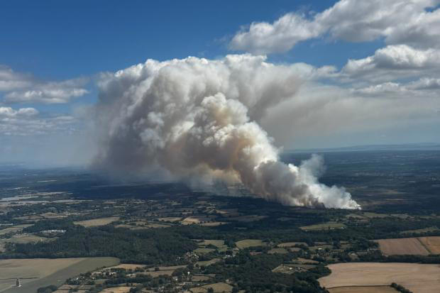 Somerset fire crews help extinguish major heath fire over the weekend