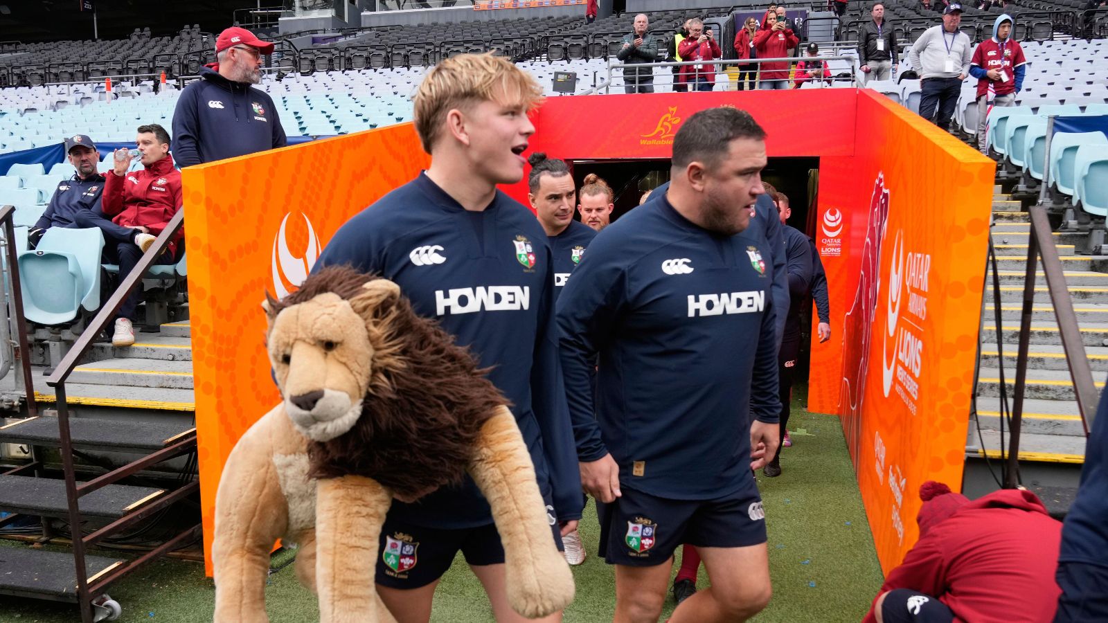 England: Henry Pollock one of nine new players given Elite Player Squad ...