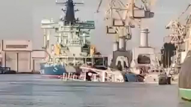 Putin red-faced after new Russian navy boat sinks during final build work