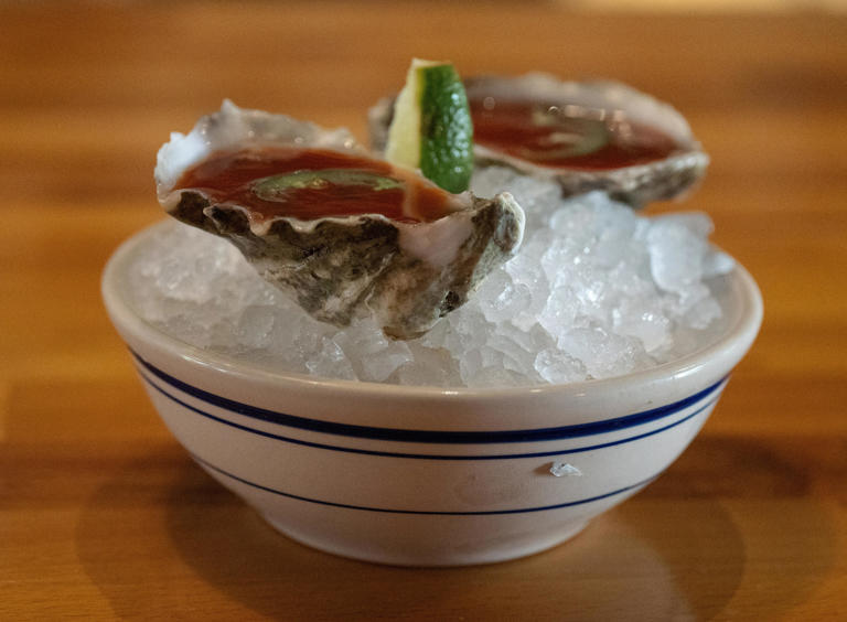 Pearl Divers Oyster Bar brings fresh coast shells to desert
