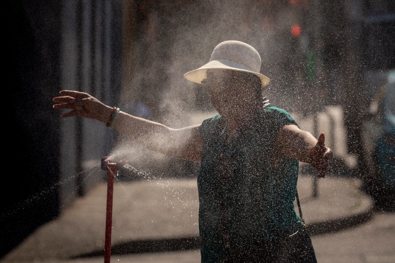 Climate change is making heat waves worse. A new study shows how ...