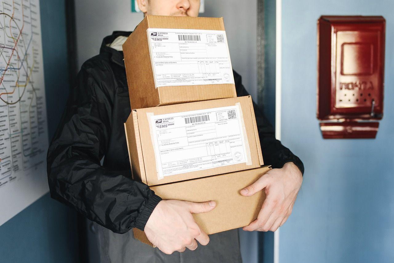 Over two-thirds of Glaswegians see their delivery drivers more than ...