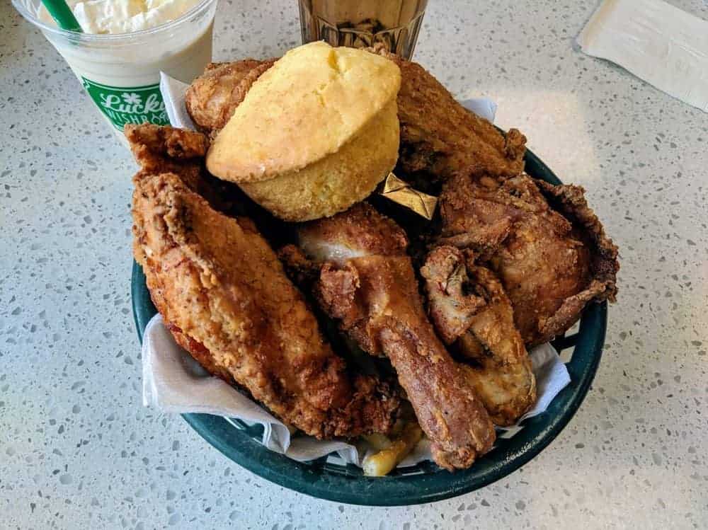 Must-Eat Fried Chicken Places in All 50 States and What to Order There