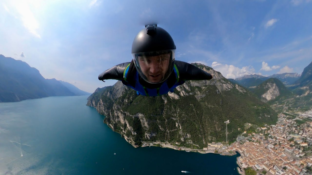 Man attempts a dangerous wingsuit jump