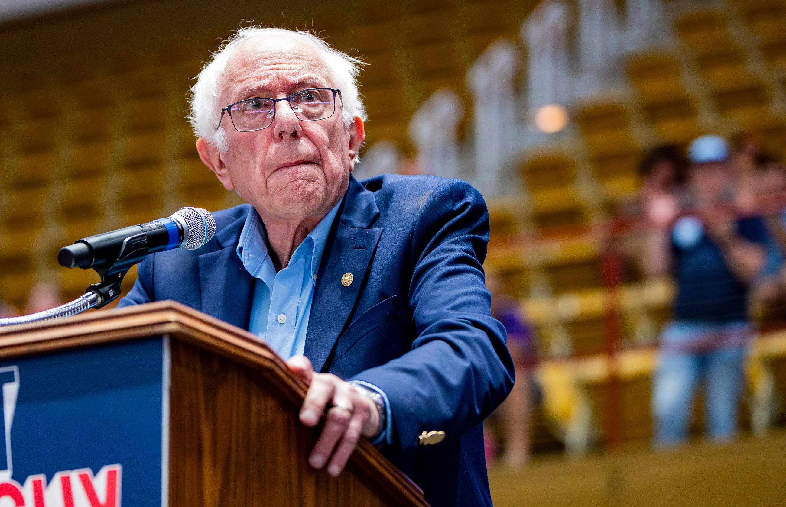 In Asheville, Bernie Sanders says the Democratic Party 'turned its back ...