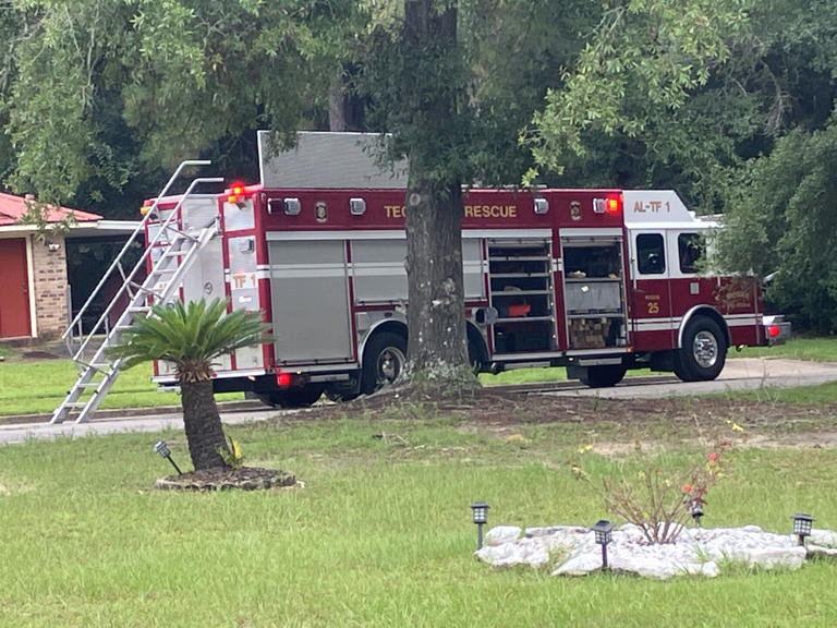 2 dead in industrial accident near Princeton Woods