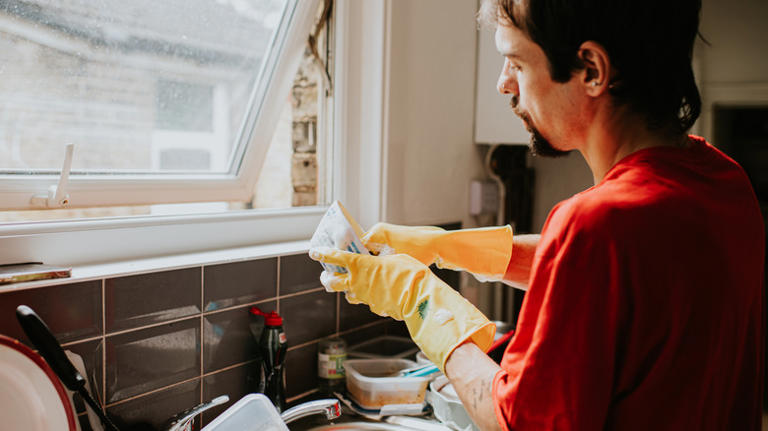 The Science-Backed Way To Make Those Dirty Dishes A Breeze To Clean
