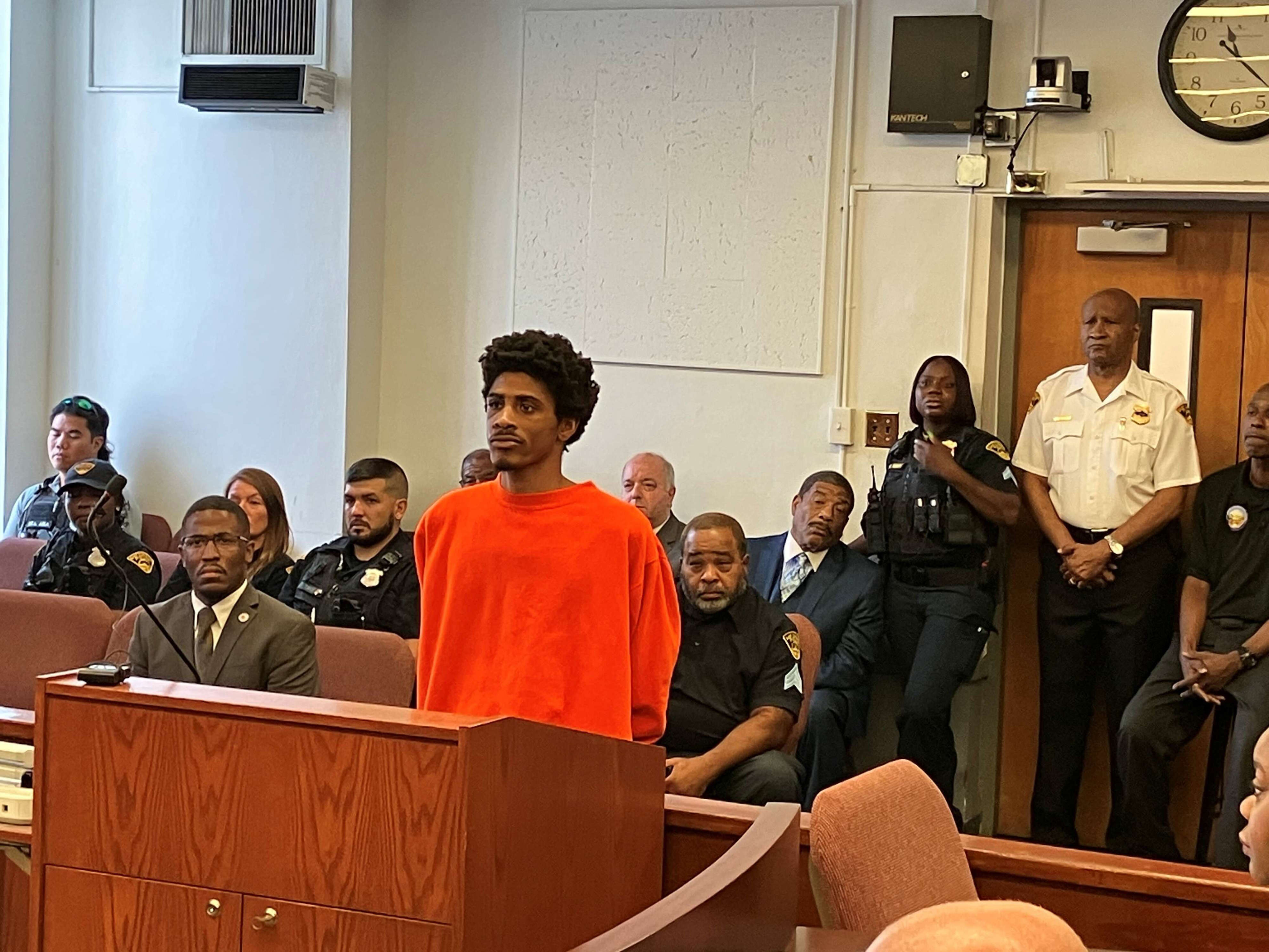 $3 million bond set for suspect accused of killing family members ...