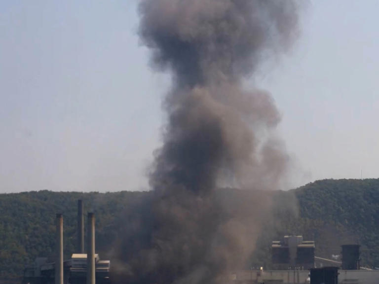 2 dead, 10 hurt from explosion at Pennsylvania steel plant: Officials