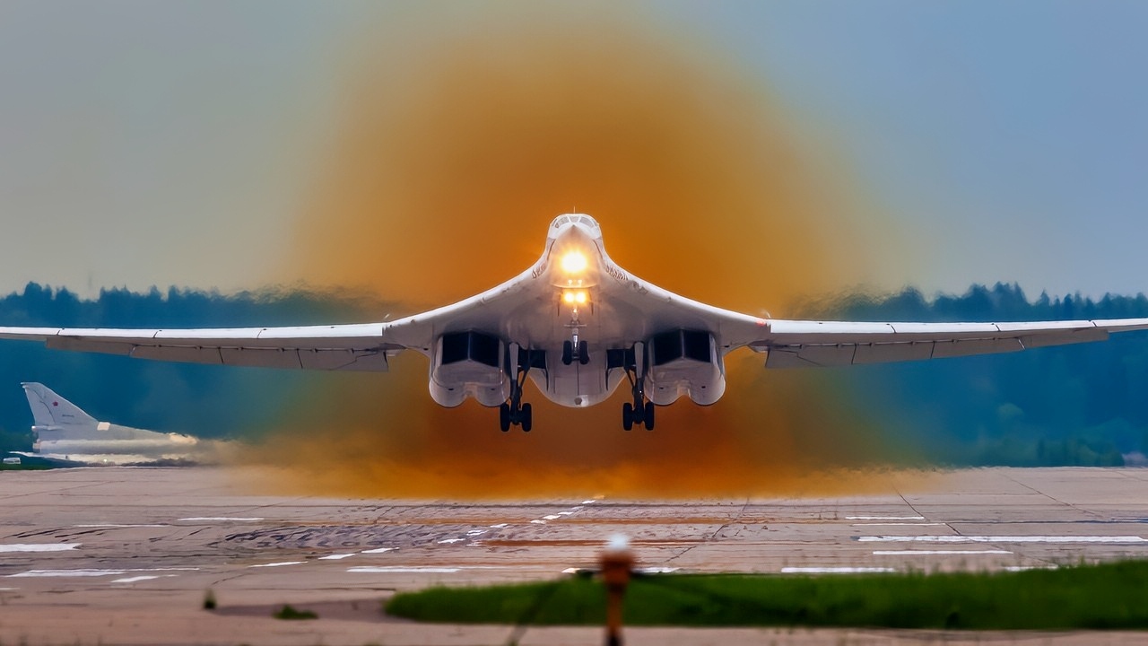 Russia’s Mach 2 Tu-160 ‘Blackjack’ Bomber: Fastest and Heaviest on Earth