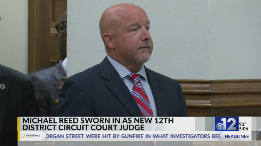 Michael Reed sworn in as 12th District Circuit Court judge