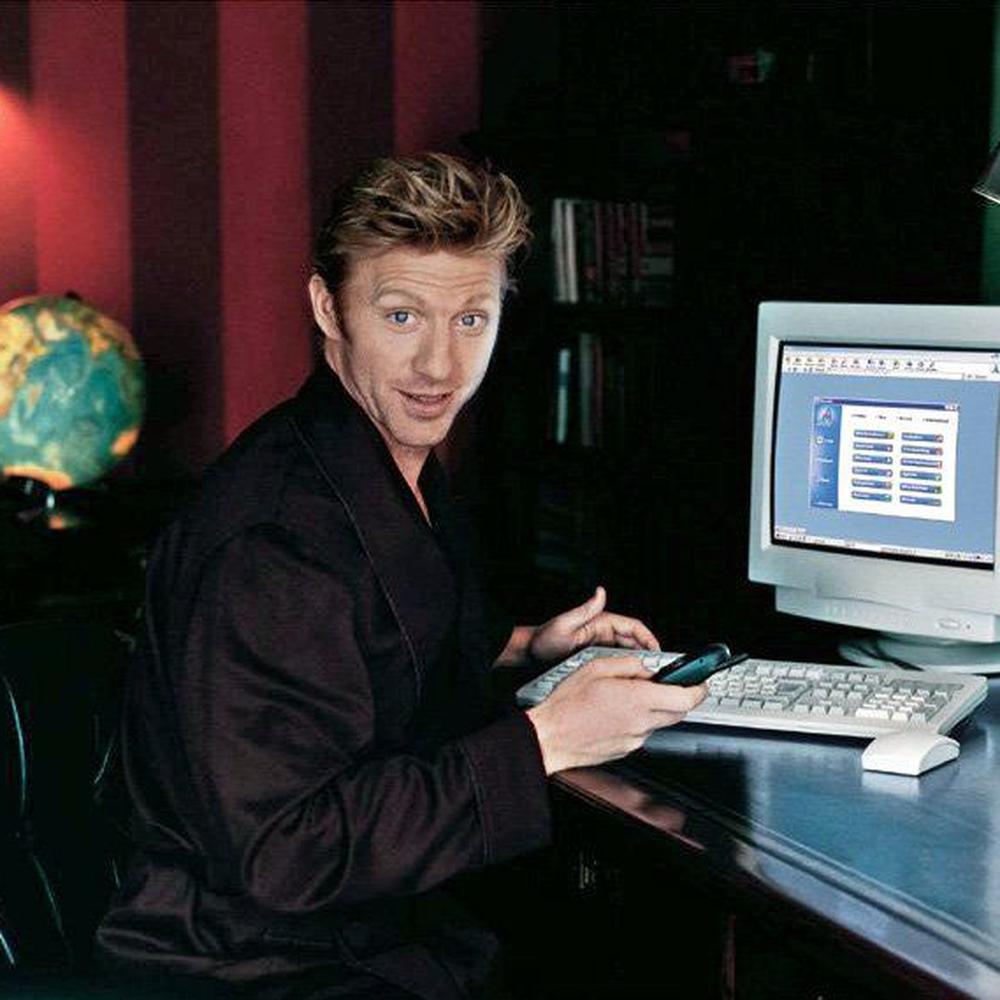 Die schrillen Töne verstummen: AOL stellt Internetzugang per Modem in ...