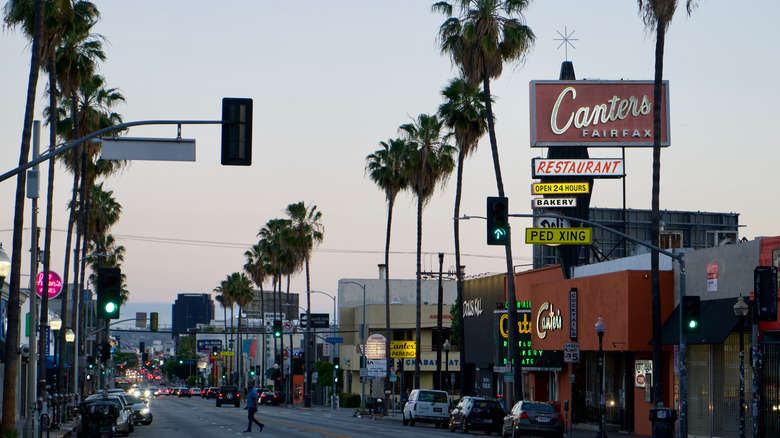 The 19 Best Old-School Dining Spots In LA
