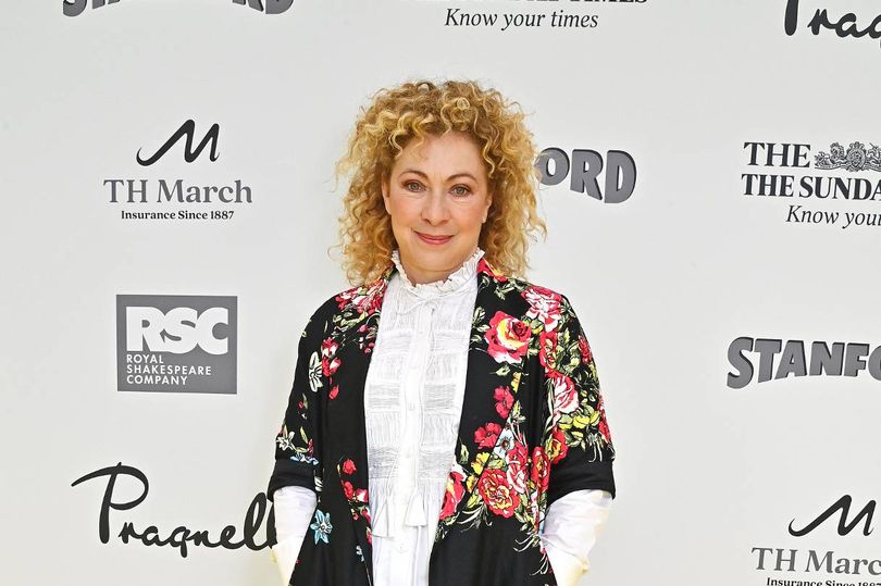 Inside Strictly star Alex Kingston's split from Hollywood legend after ...