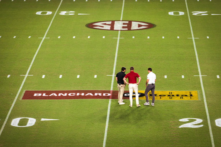 LOOK: Williams-Brice Stadium getting new on-field logos as part of USC ...