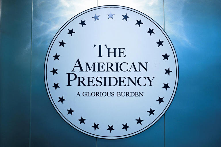 Trump’s impeachment display is back at the Smithsonian — but with some ...