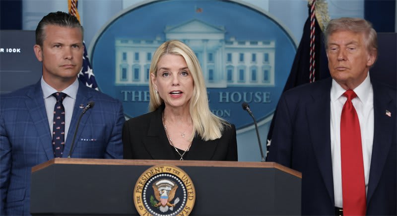 'We had a mayor who was smoking crack!' Bondi's DC comments derided as ...