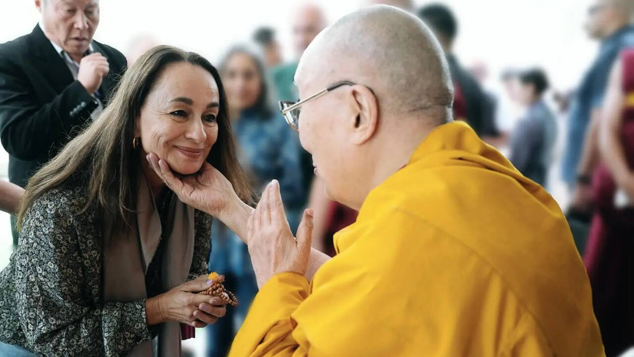 Soni Razdan Is 'Grateful' To Meet Dalai Lama, Calls The Experience 'Super Special'
