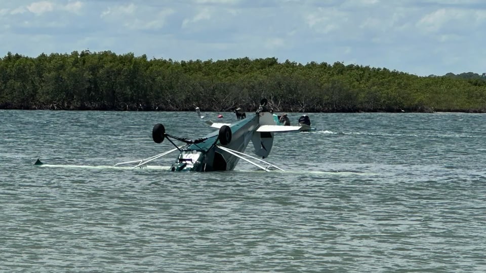 Plane crashes and flips into water near Ponce Inlet