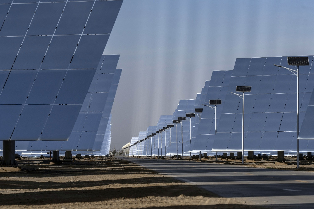 Perang Dagang AS dengan China Ancam Pengembangan Teknologi Energi Hijau