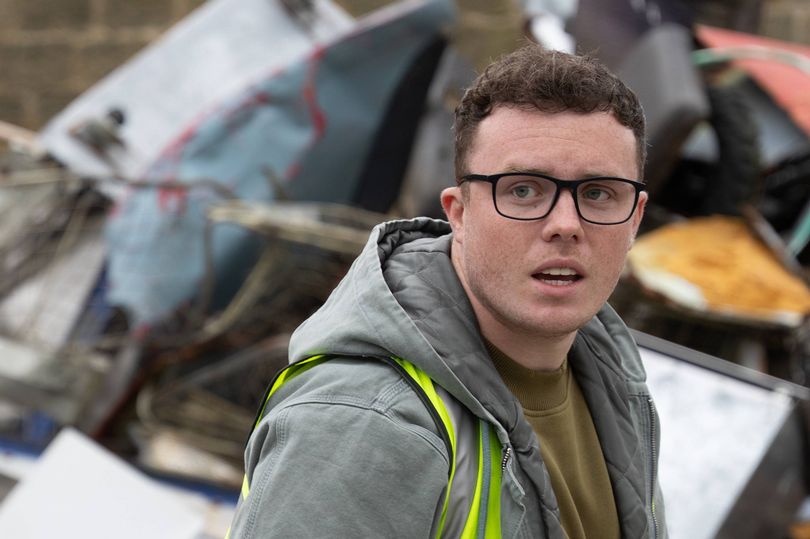 ITV Emmerdale fans 'work out' true identity of newcomer Mike and it's ...