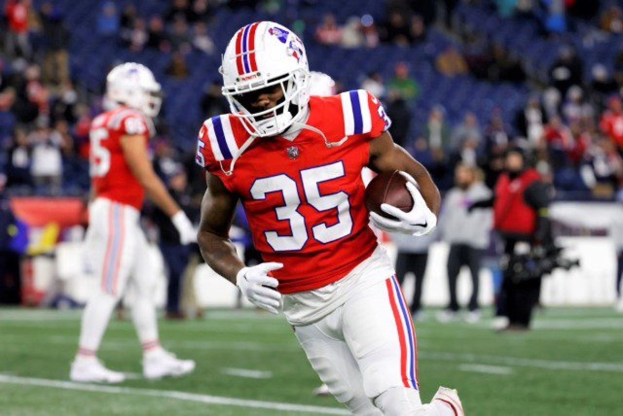 Pierre Strong Jr. Rushes for 89 Yards in Preseason Win